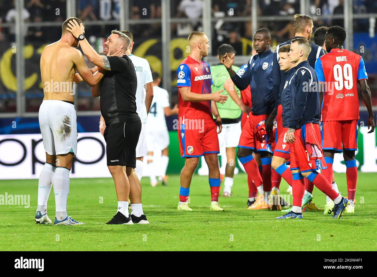 Dzeko inter 2022 plzen hi-res stock photography and images - Alamy