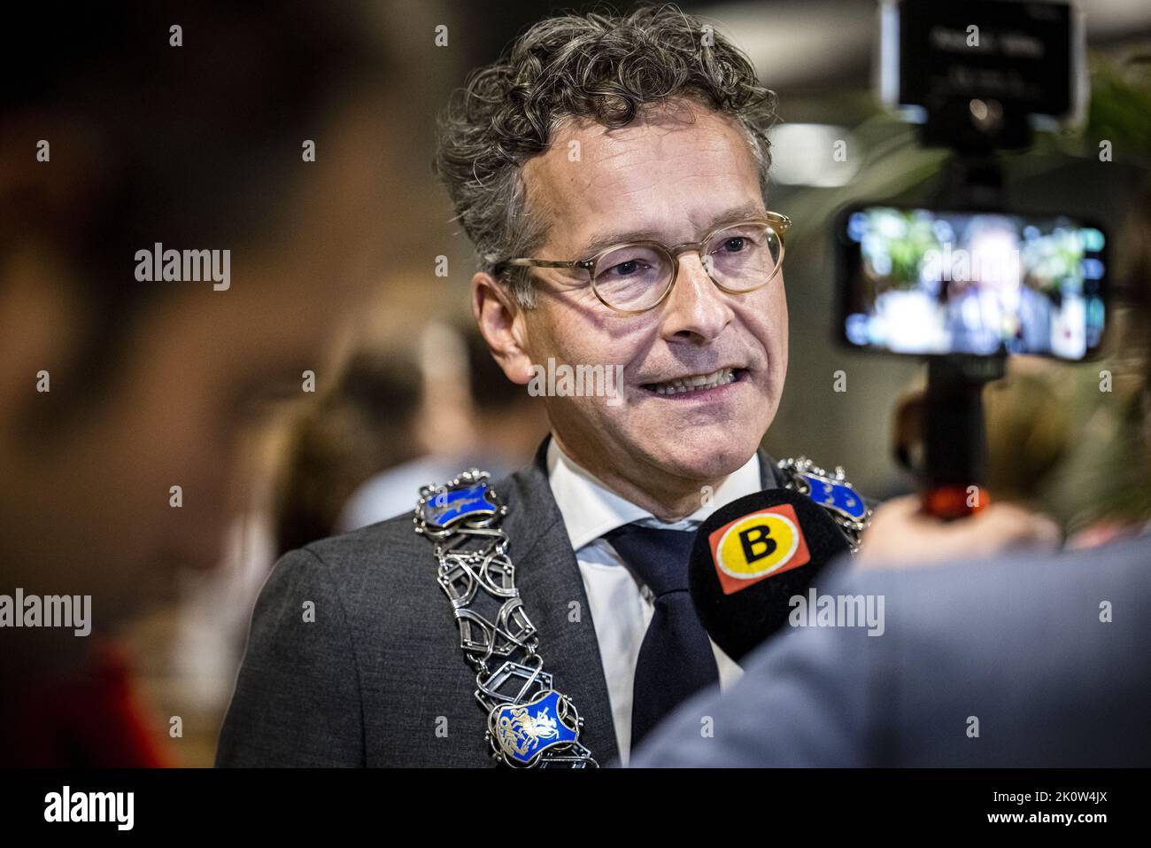 2022-09-13 20:48:35 EINDHOVEN - Jeroen Dijsselbloem (PvdA) speaks to ...