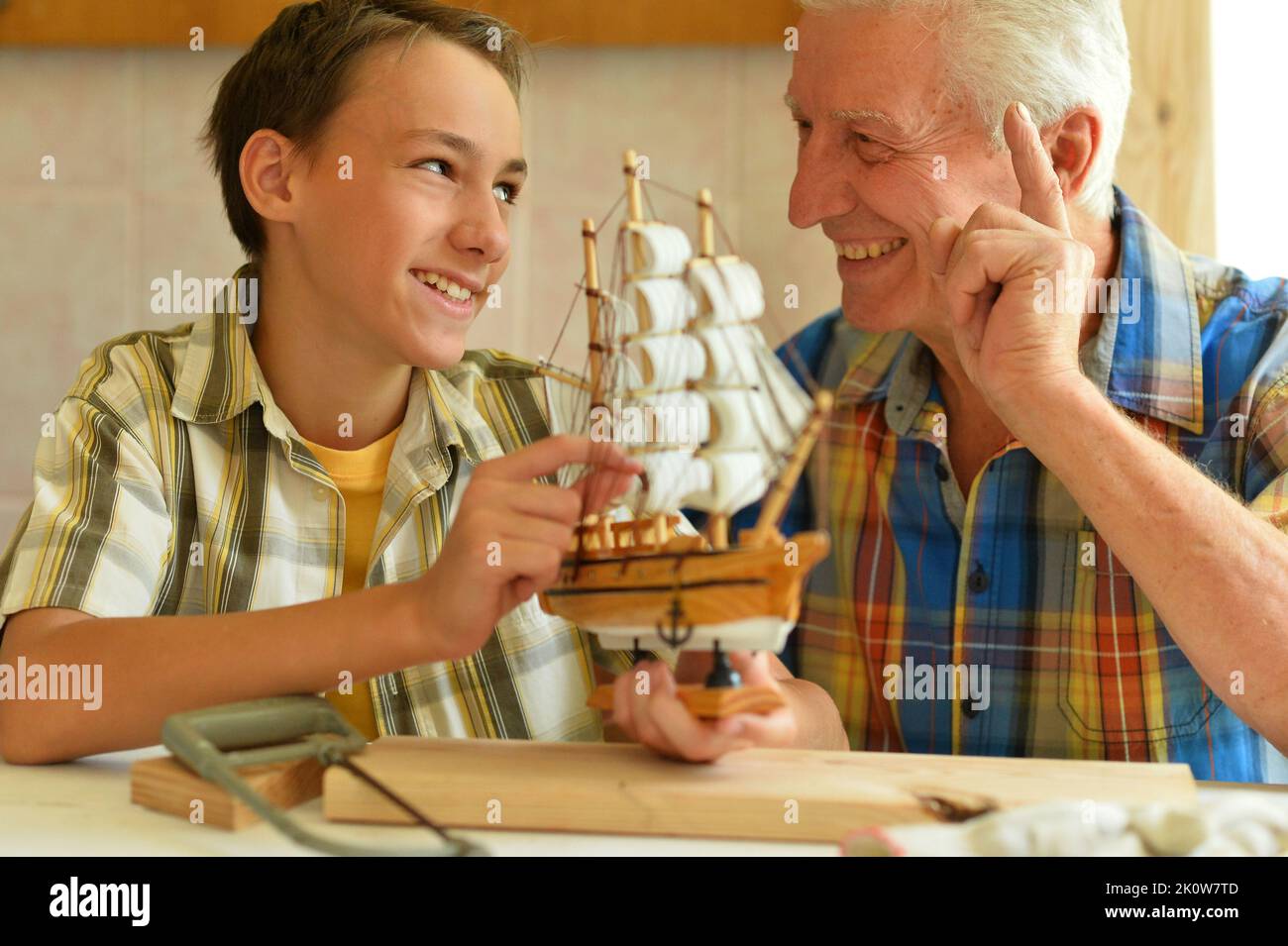Ship making workshop hi-res stock photography and images - Alamy