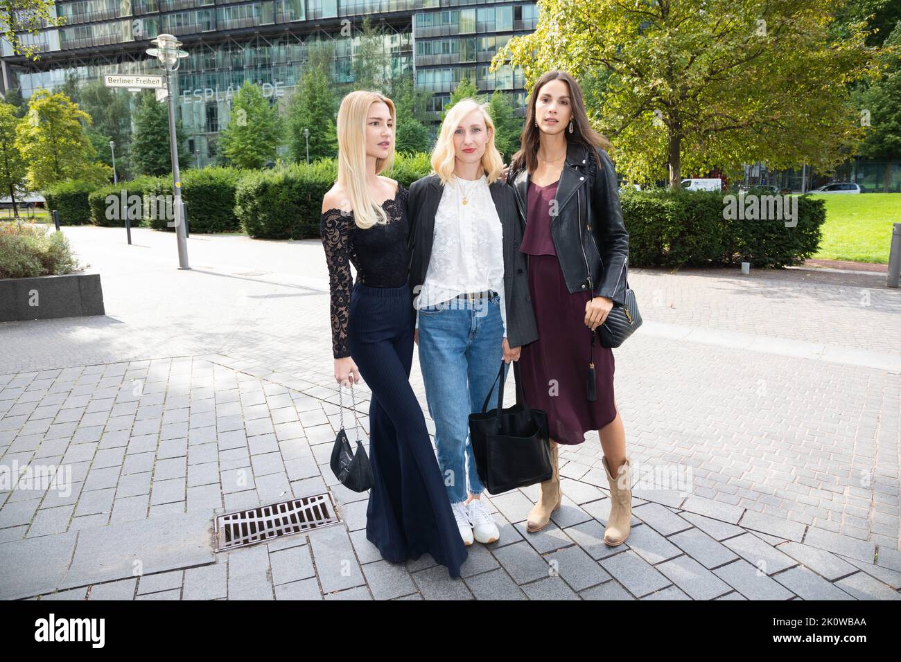 Francis Mueller, Maria Gun, Brenda Kranz beim Mates Date Influencer ...