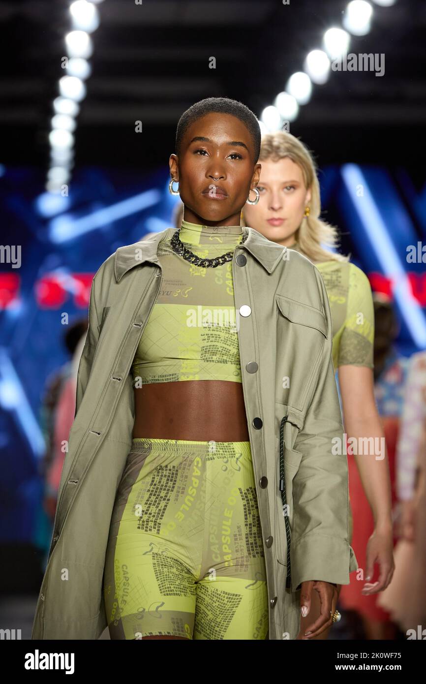 New York, NY, USA. 11th Sep, 2022. Alex S. Yu presents his runway ...