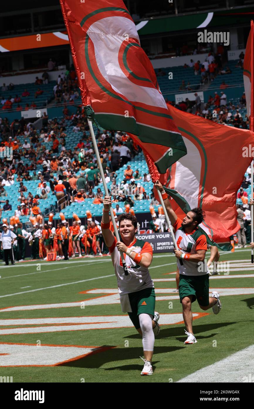 Miami Hurricanes cheerleaders celebrate after a score at Hard Rock ...