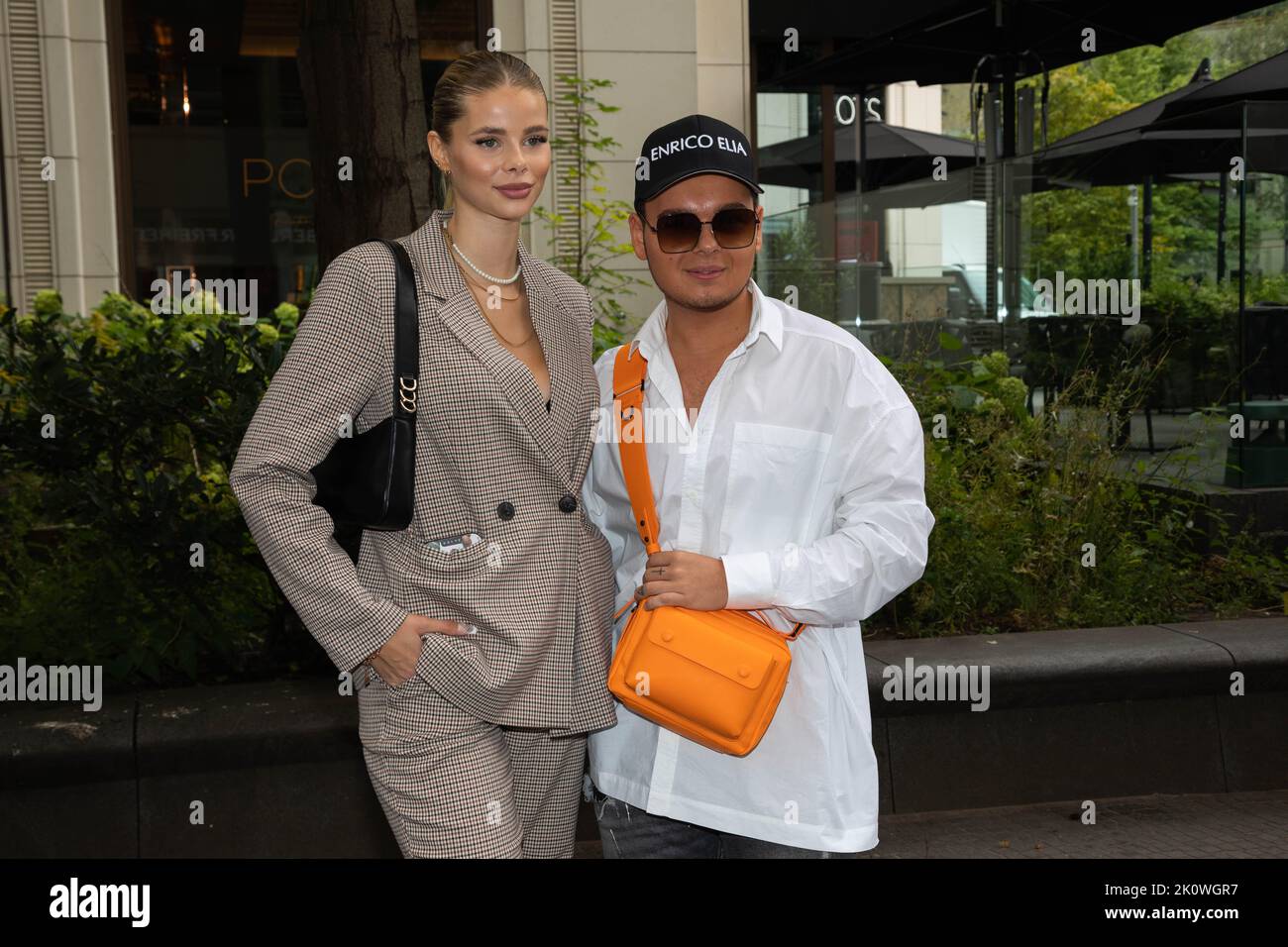 Larissa Neumann und Enrico Elia beim Mates Date Influencer Event auf ...