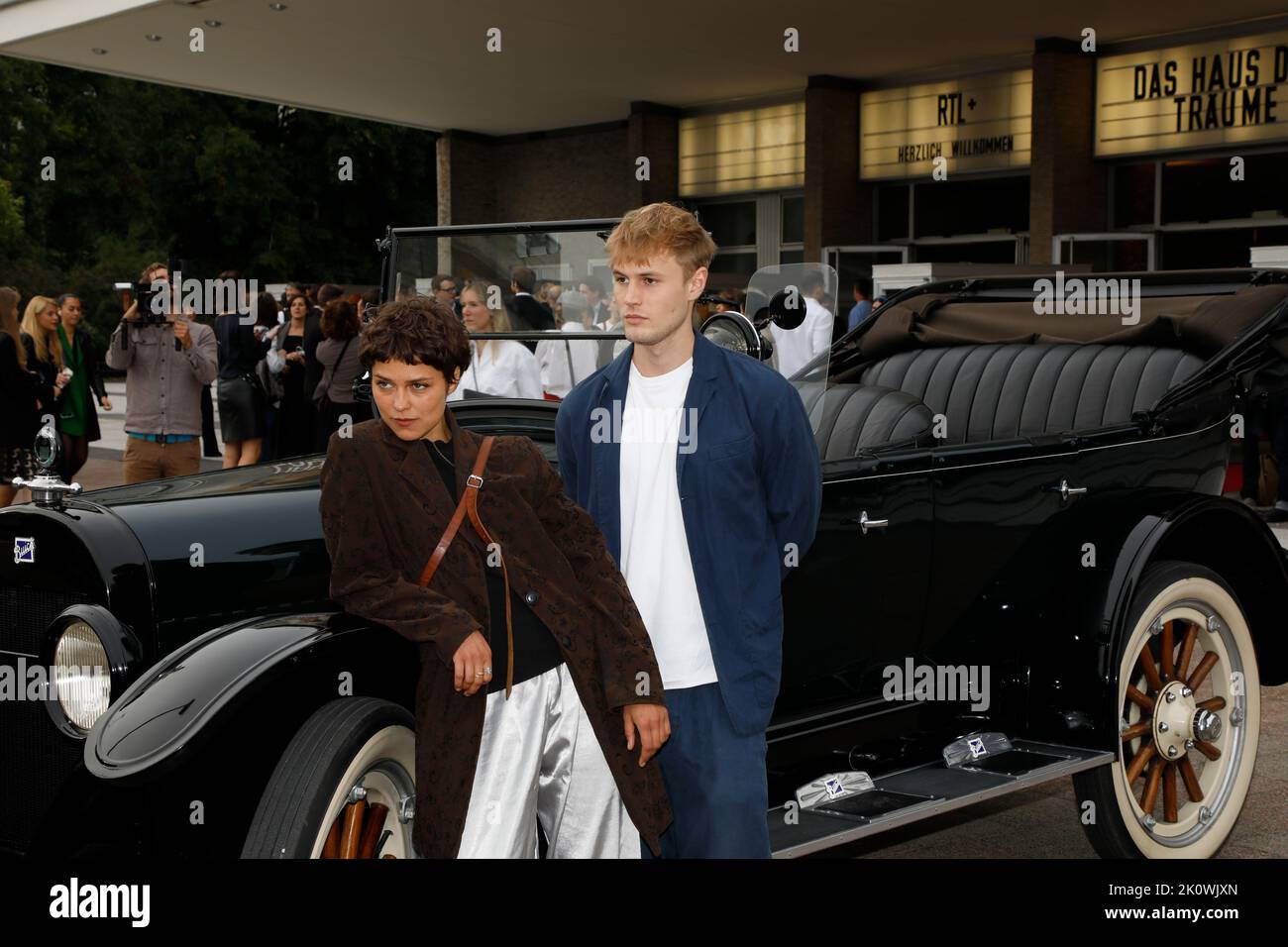 Naemi Florez und Ludwig Simon bei der Premiere der RTL TV-Serie 'Das ...