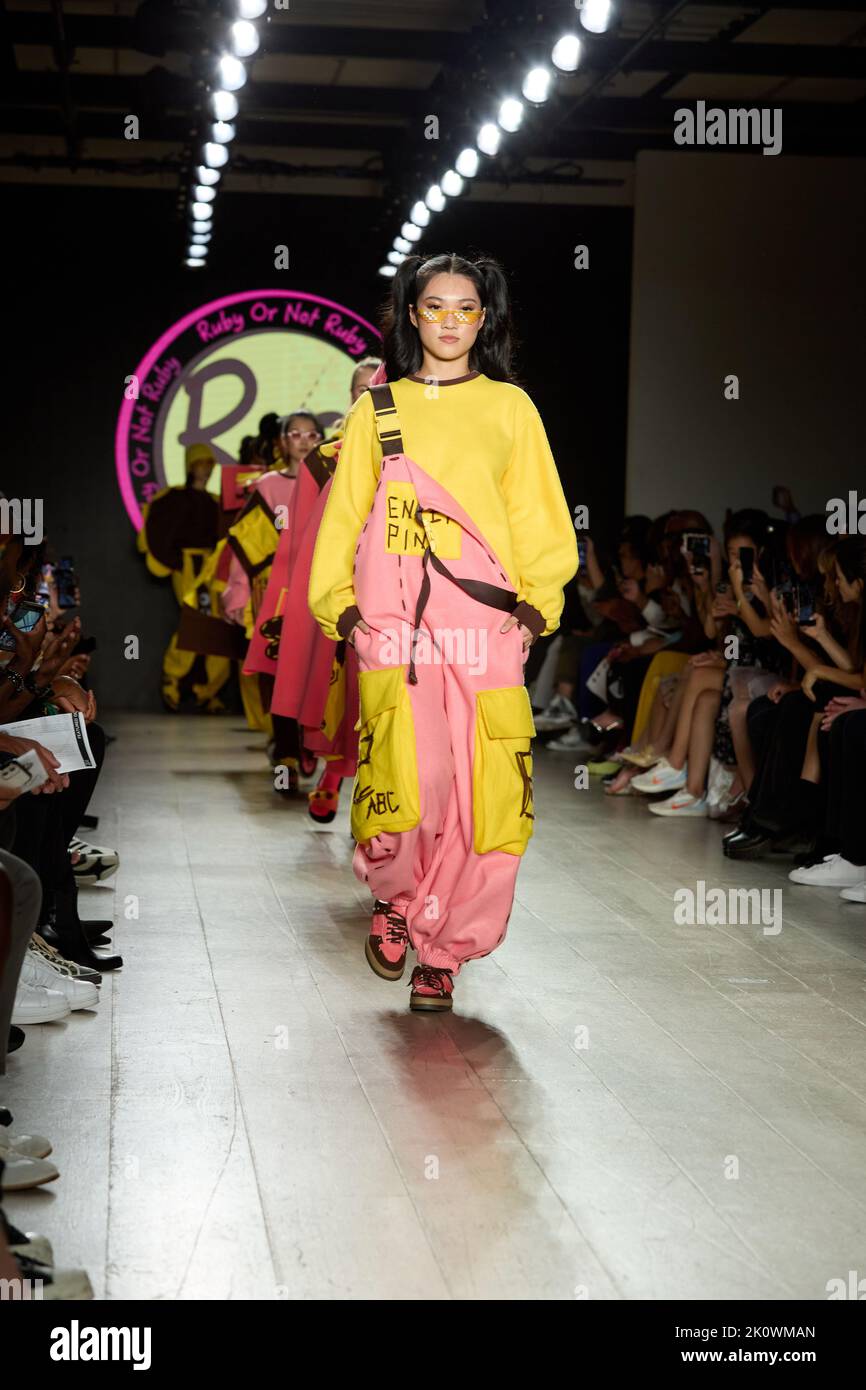 New York, New York, USA. 11th Sep, 2022. Models walk the catwalk for ...
