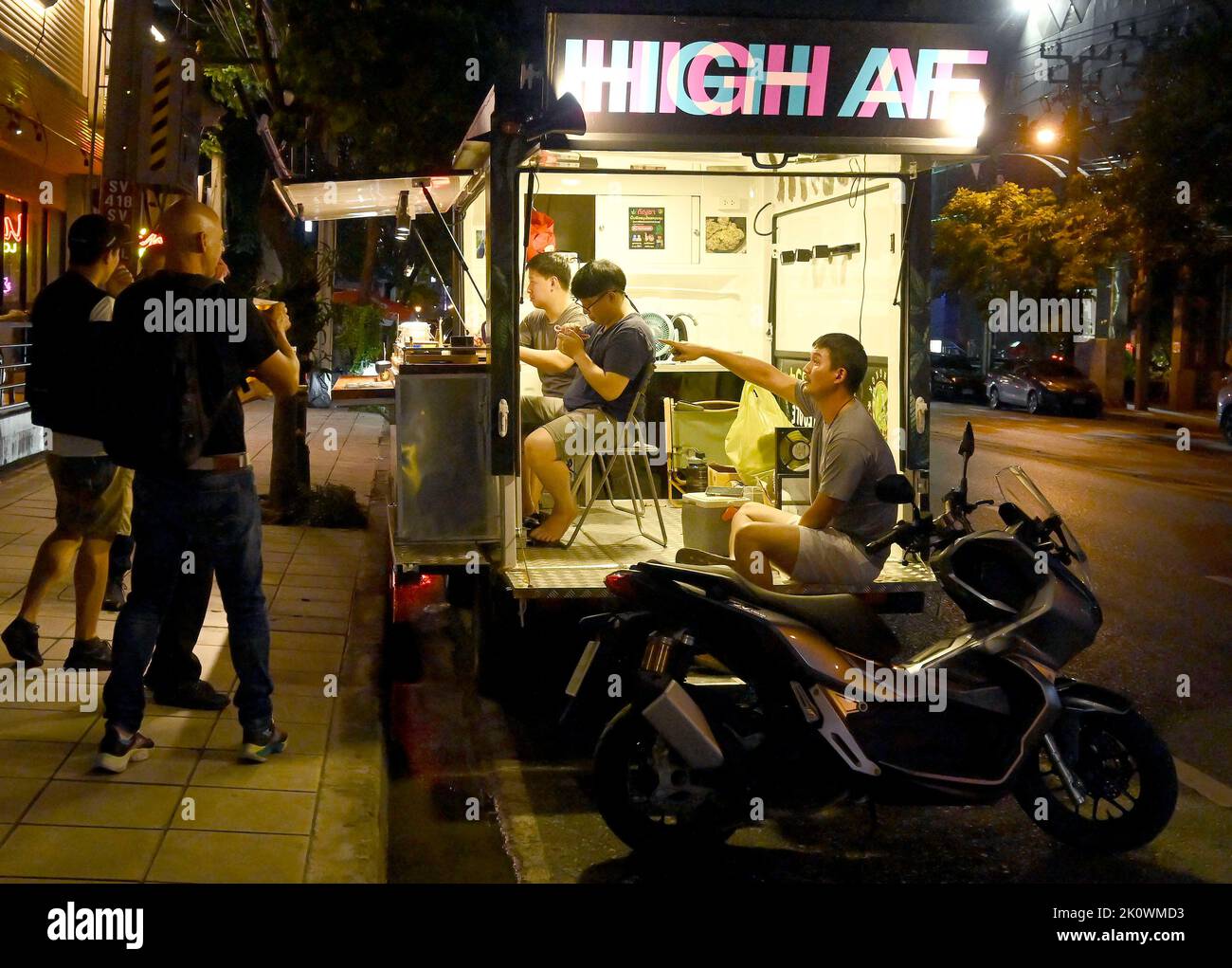 Dinos sign hi-res stock photography and images - Alamy