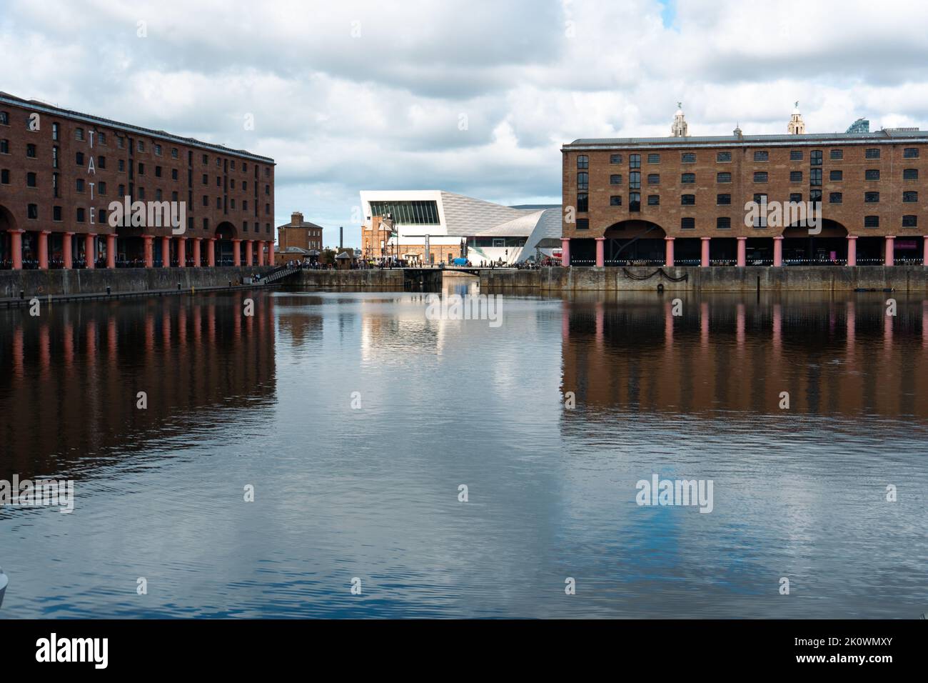 The Royal Albert Dock Liverpool, Warehouse in Liverpool, England Stock ...