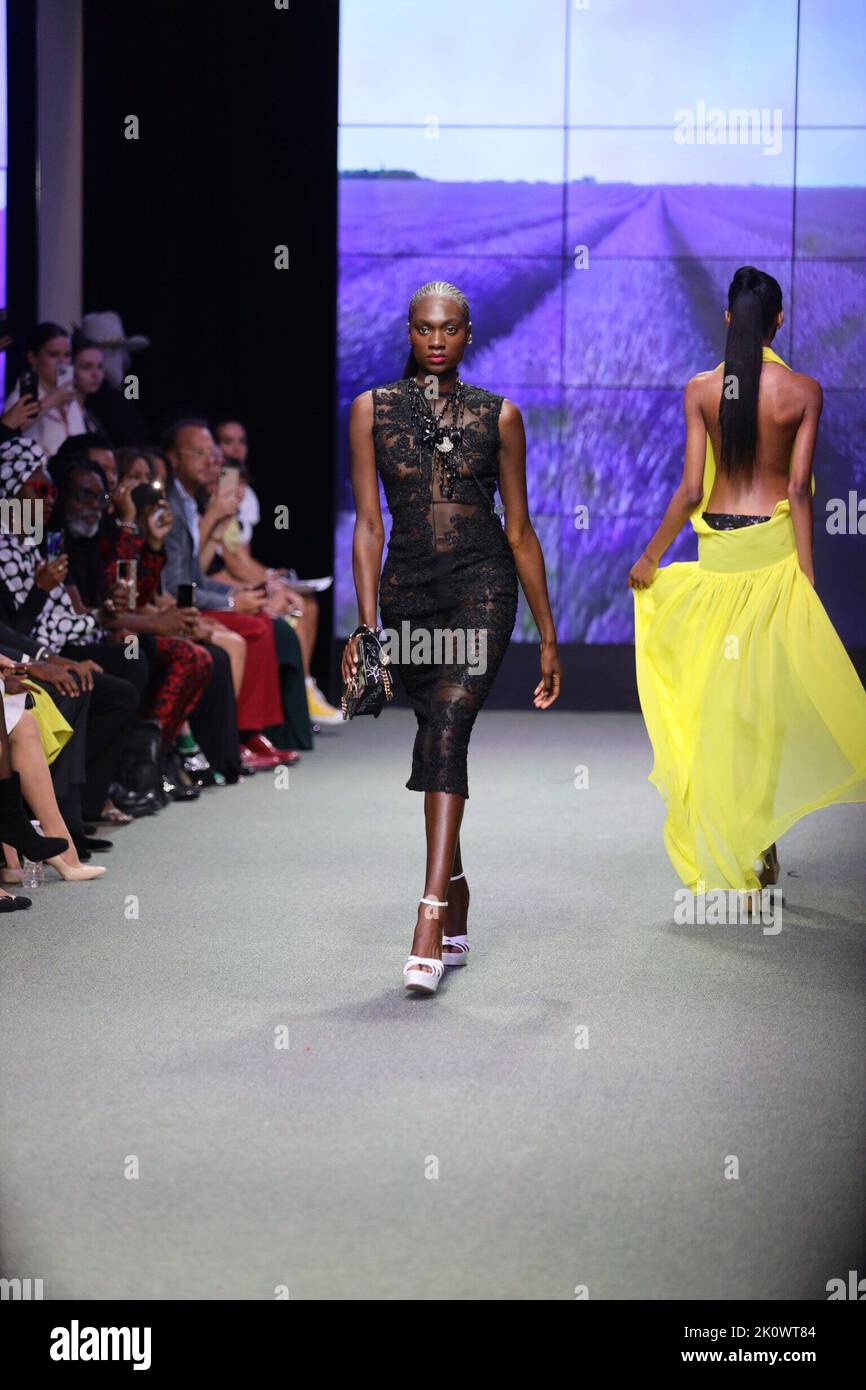 Nyc, USA. 13th Sep, 2022. (NEW) NYFW: Frederic Anderson Collection SS23 ...