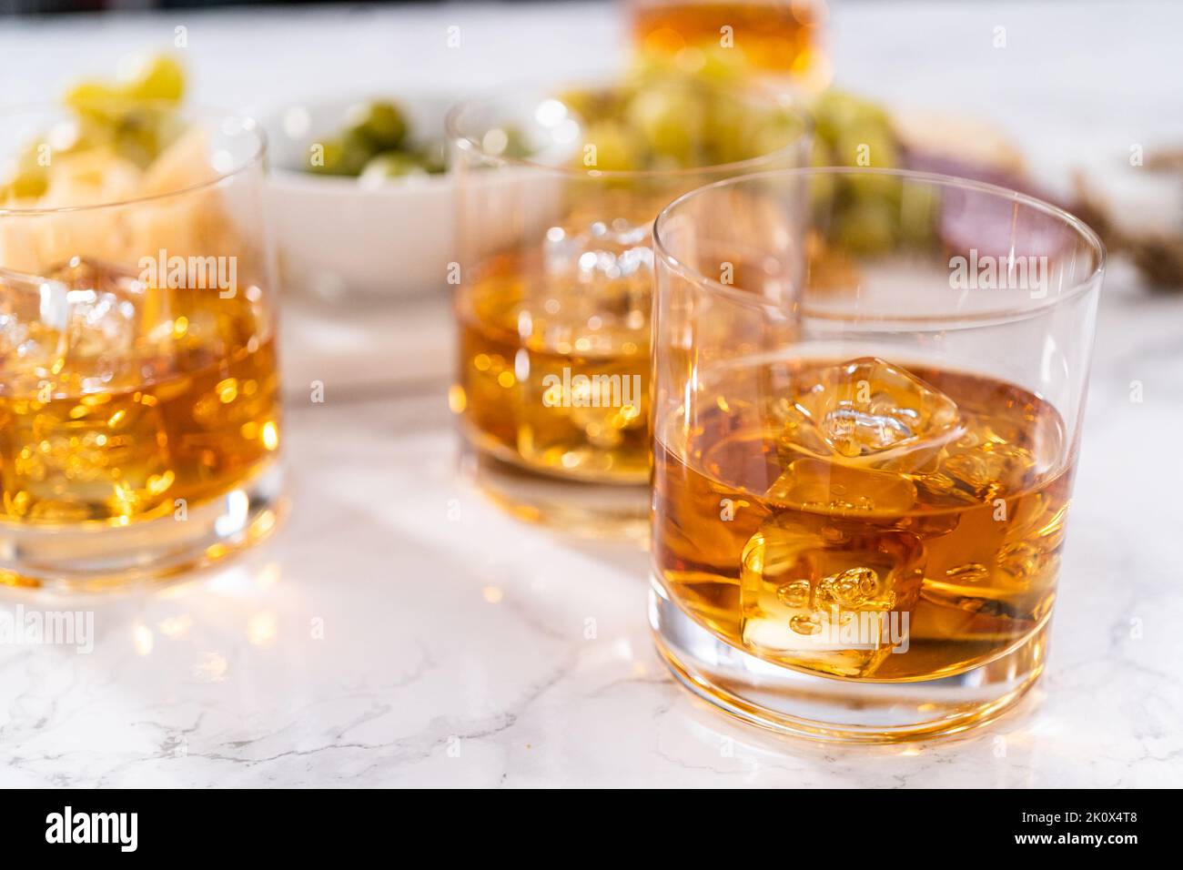 Scotch on the rocks Stock Photo - Alamy