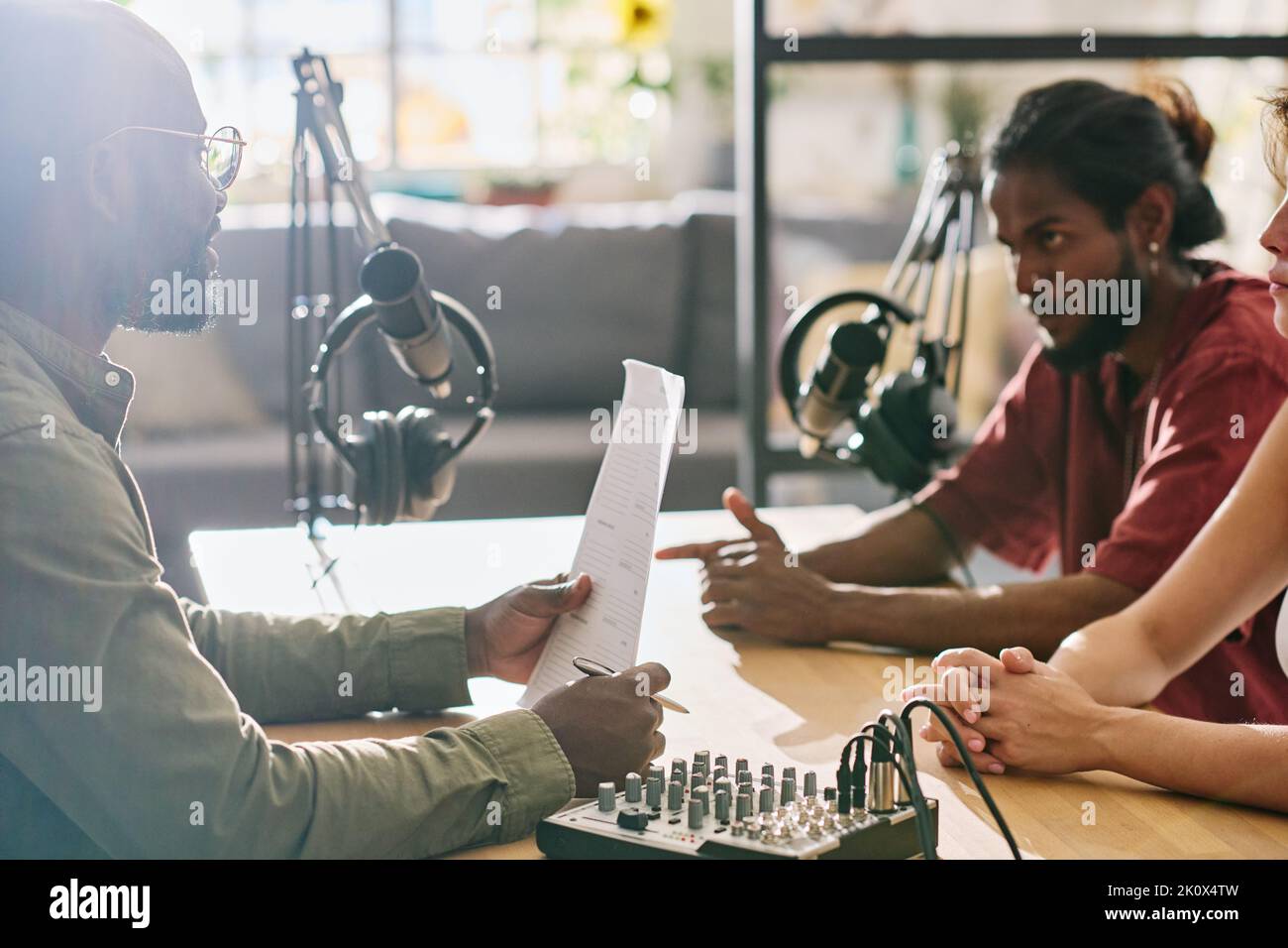 Job interview african american two hi-res stock photography and images ...