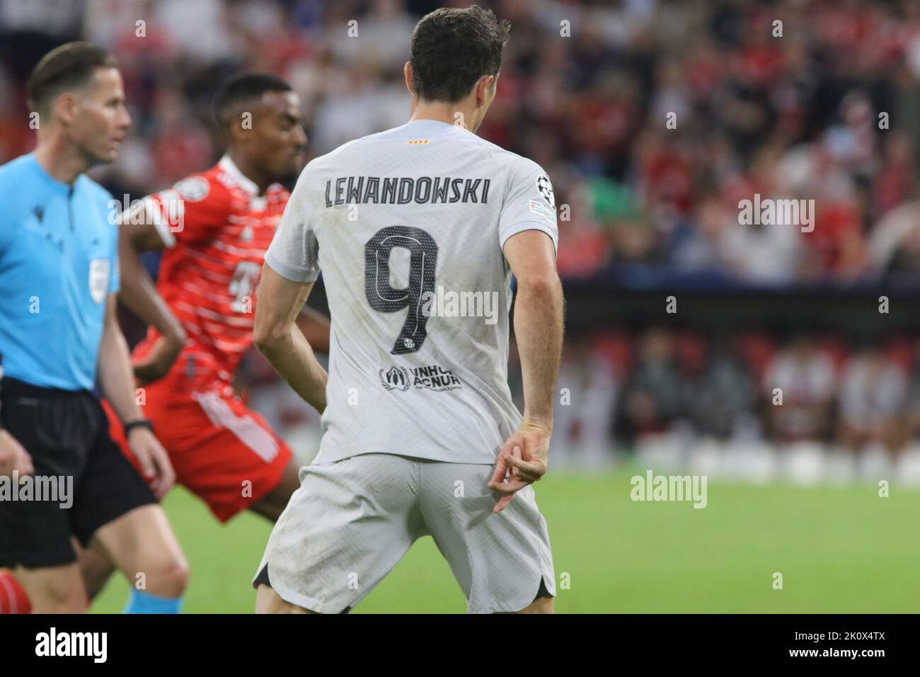 Munich, Germany . 13th Sep, 2022. MUNICH, Germany., . #9, Robert ...