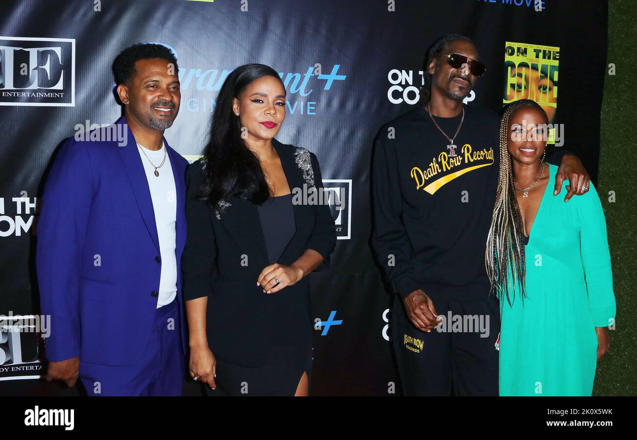 Inglewood, USA. 13th Sep, 2022. Mike Epps, Sanaa Lathan, Snoop Dogg ...