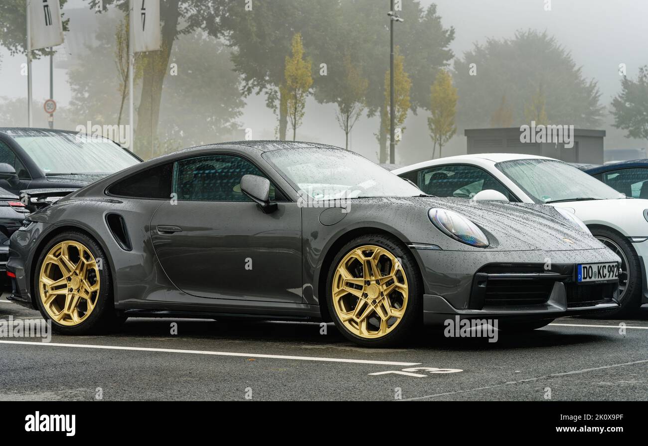 Front rims hi-res stock photography and images - Alamy