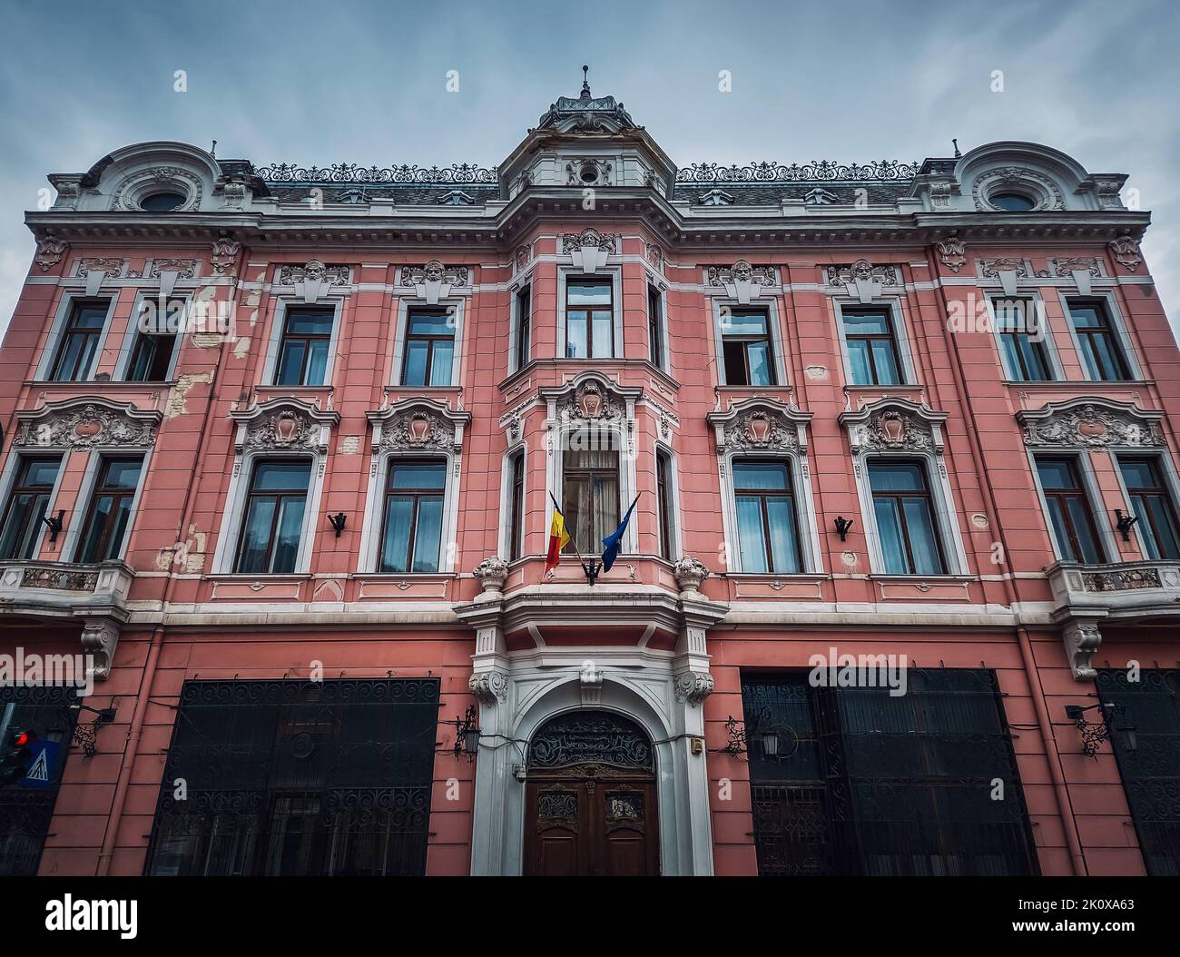 Traditional bank building hi-res stock photography and images - Alamy