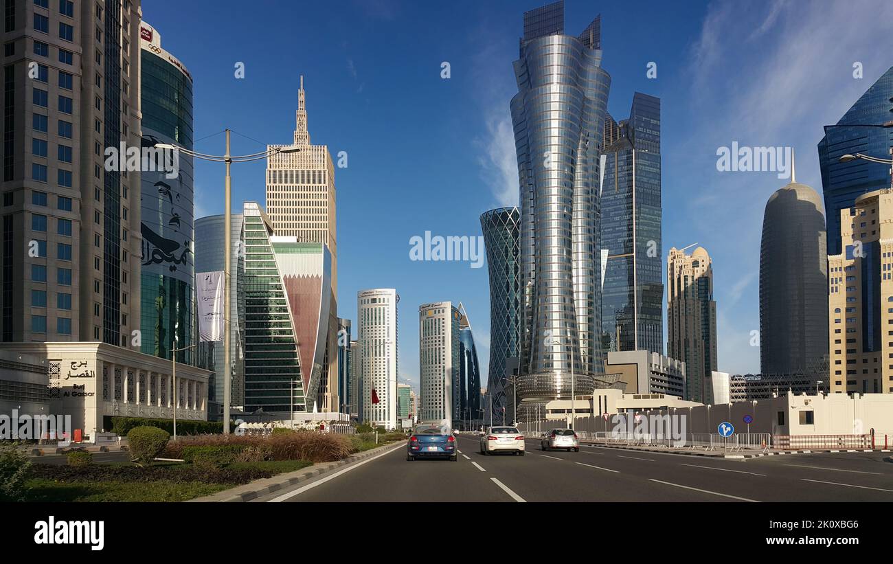 Road traffic at financial center in Doha - Beautification of Doha roads ...