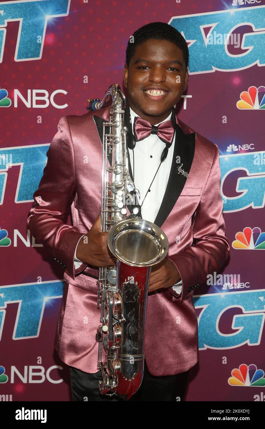 13 September 2022 - Pasadena, California - Avery Dixon. Red Carpet For ...