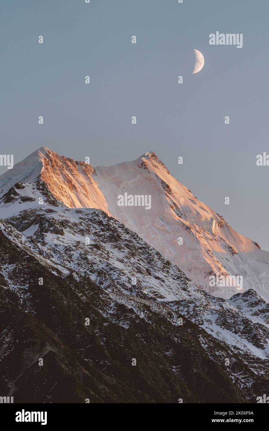 Mount Cook Sunset, South Island New Zealand Stock Photo - Alamy