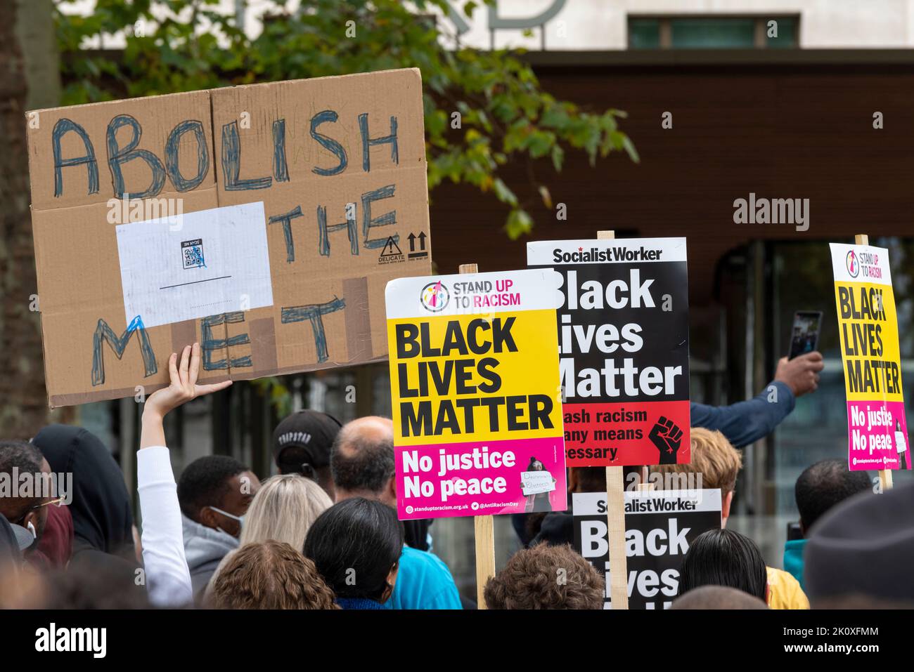 Black Lives Matter protest taking place outside New Scotland Yard ...