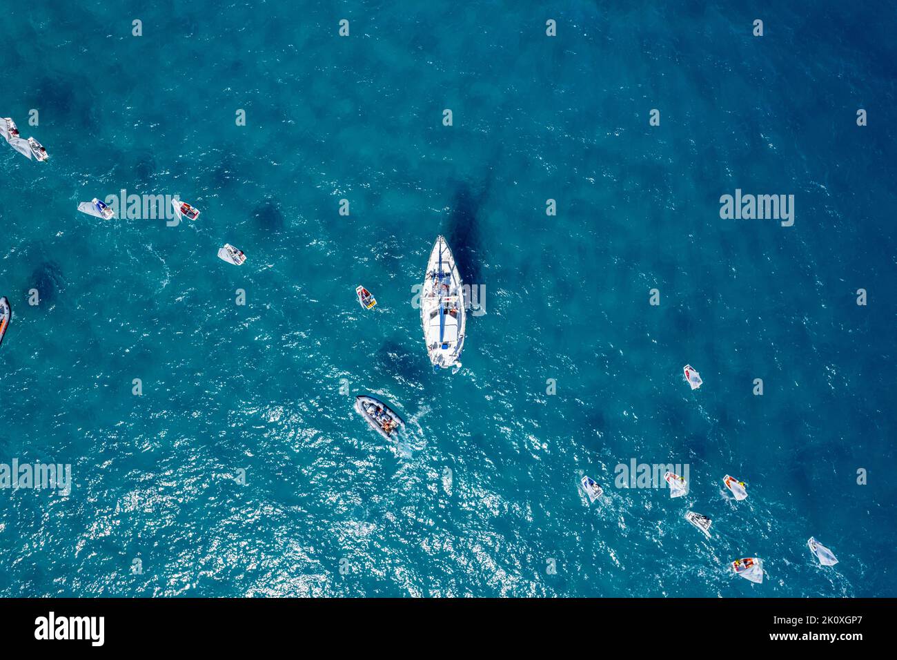Sailing boat in the sea. Top view Stock Photo - Alamy