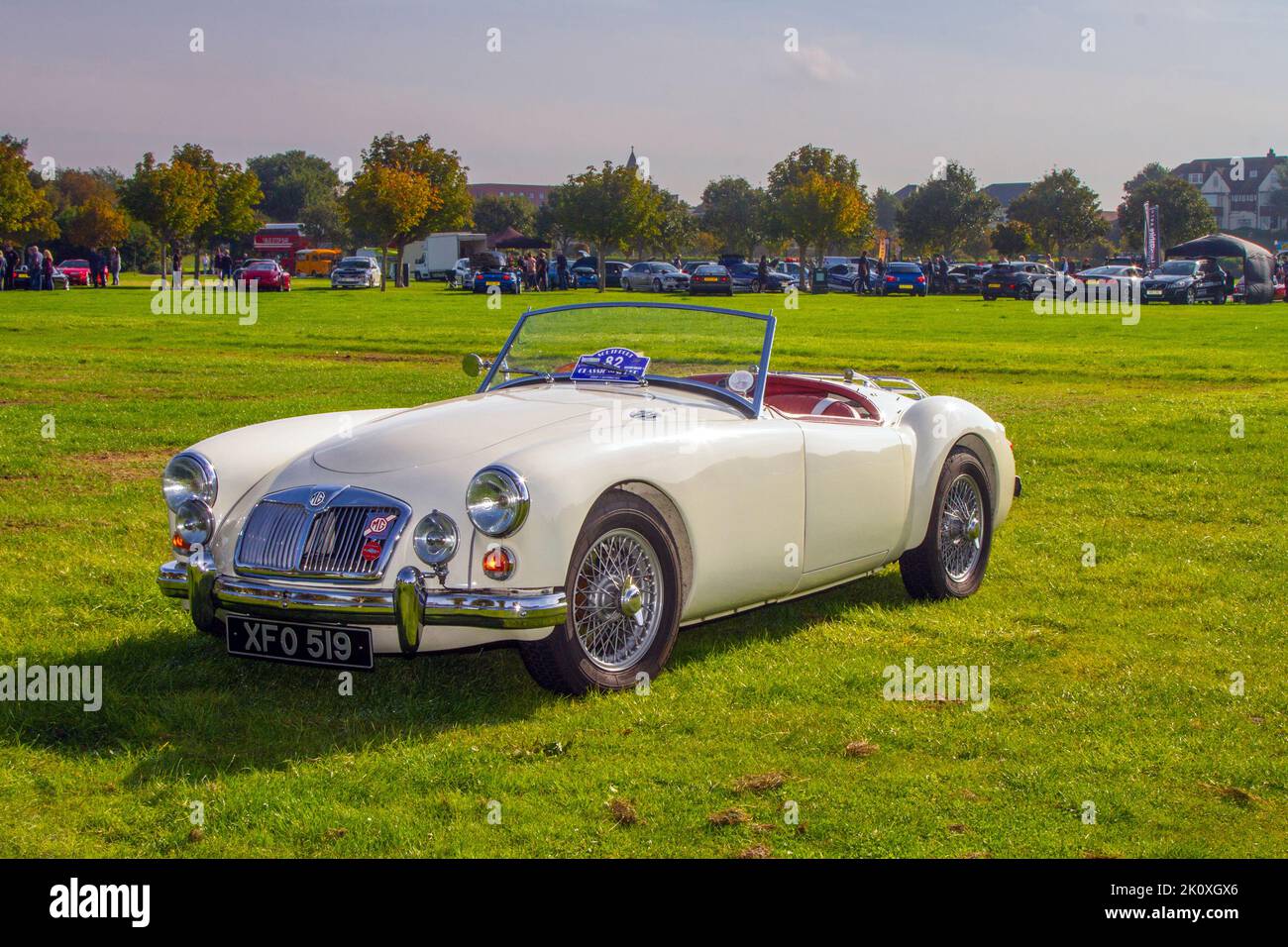 Old collectible motorcars hi-res stock photography and images - Alamy