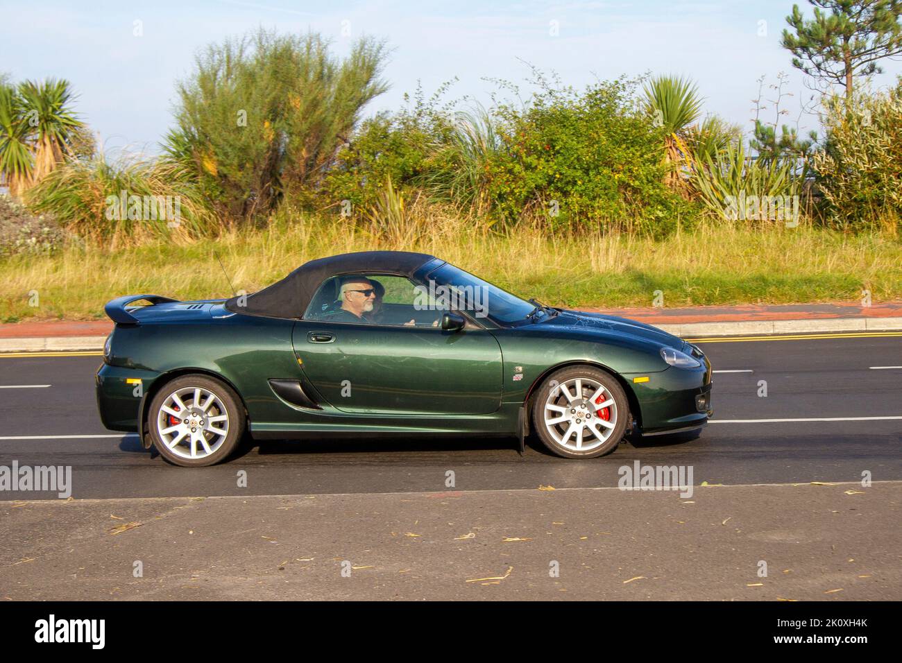 2010 Green MG TF 135 LE 500 cabriolet 1796cc petrol 5 speed manual; at ...