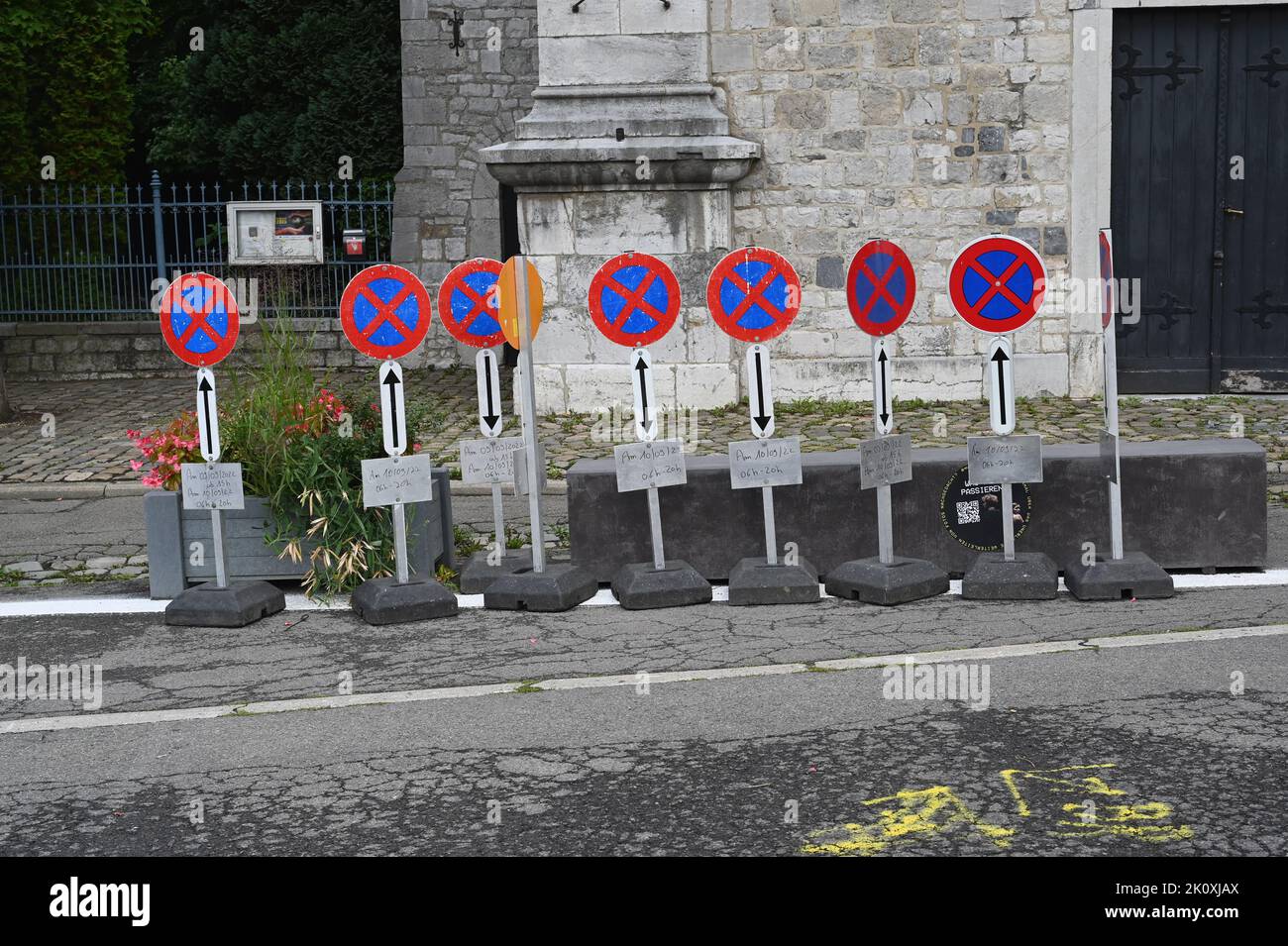 Eupen, Belgium. 10th Sep, 2022. Traffic Signs Traffic Signs Absolute No ...