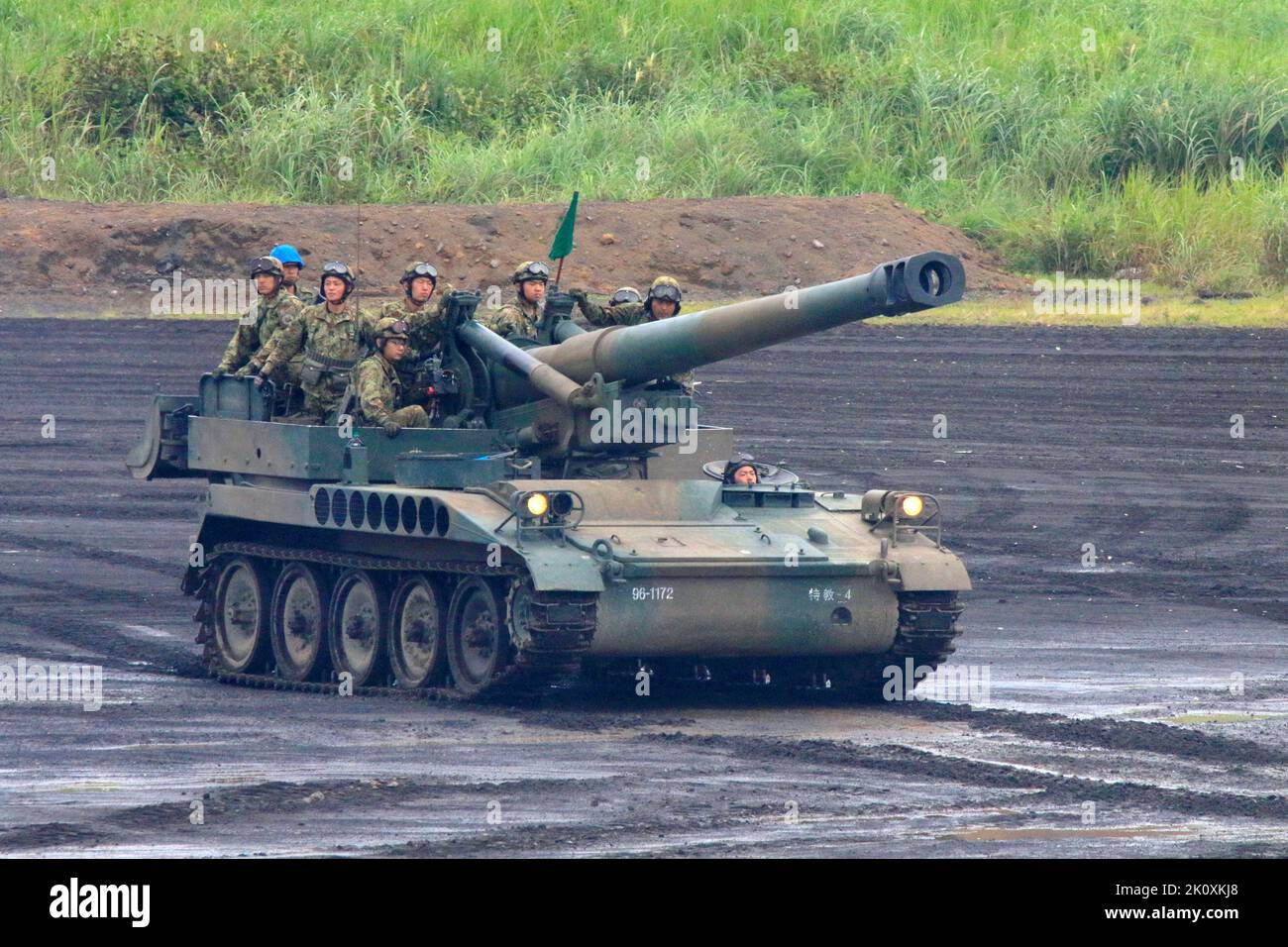 203mm Self Propelled Howitzer of Japan Ground Self-Defense Force Stock ...