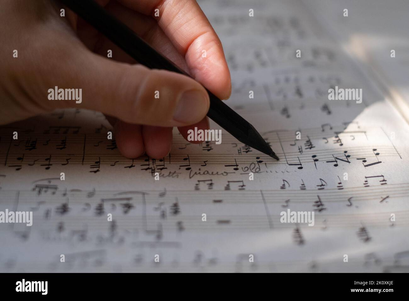 Musical score pencil hi-res stock photography and images - Alamy