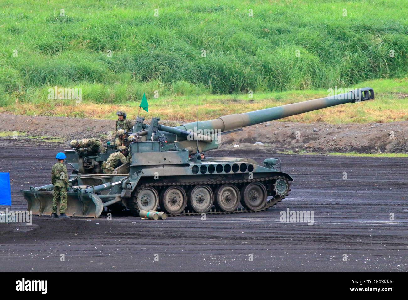 203mm Self Propelled Howitzer of Japan Ground Self-Defense Force Stock ...