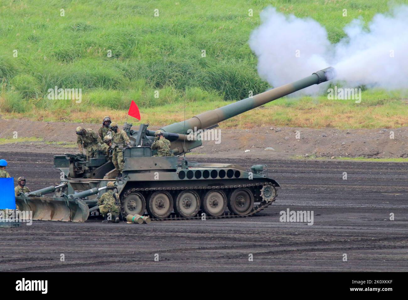 203mm Self Propelled Howitzer of Japan Ground Self-Defense Force Stock ...