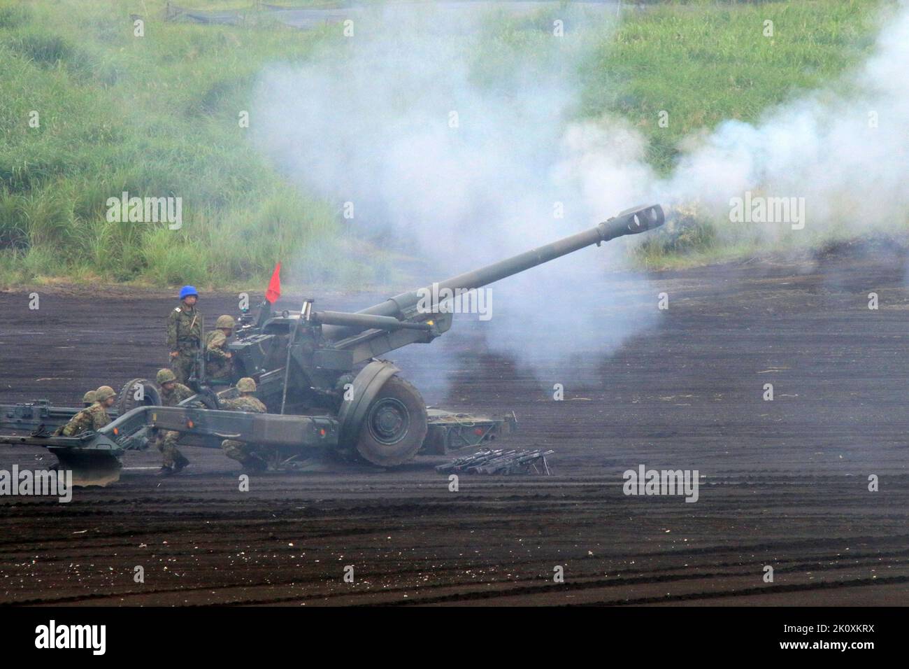 The FH70 Howitzer of JGSDF Stock Photo - Alamy