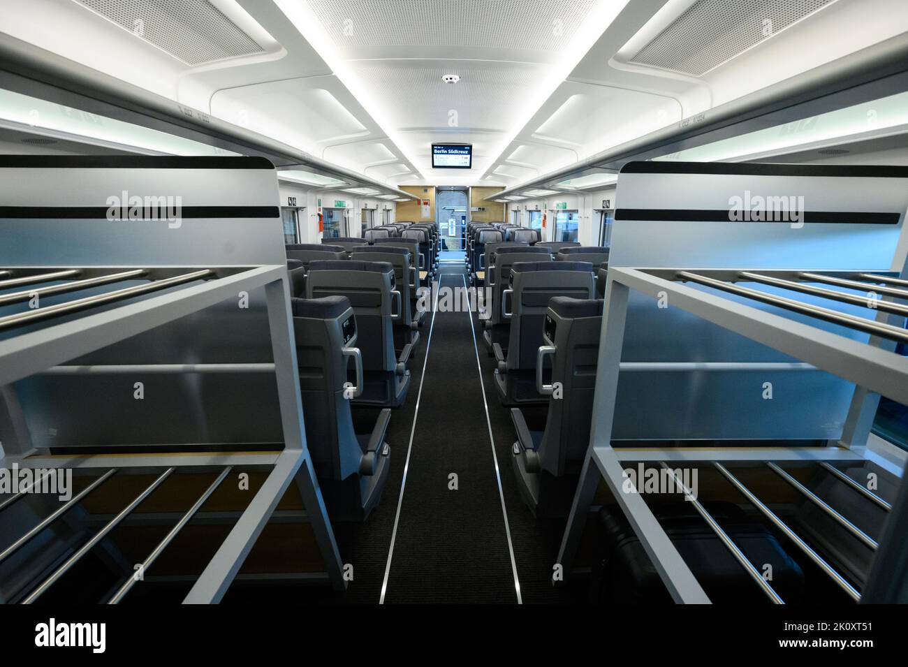 New talgo train hi-res stock photography and images - Alamy