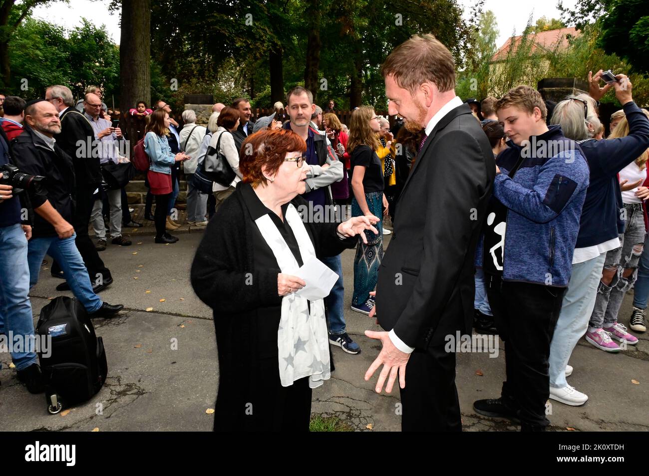 Im Bild:Ministerpräsident Michael Kretschmer,Nora Goldenbogen. Nach ...