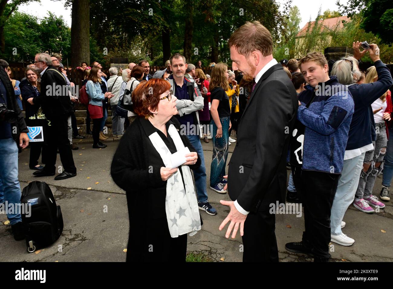 Im Bild:Ministerpräsident Michael Kretschmer,Nora Goldenbogen. Nach ...