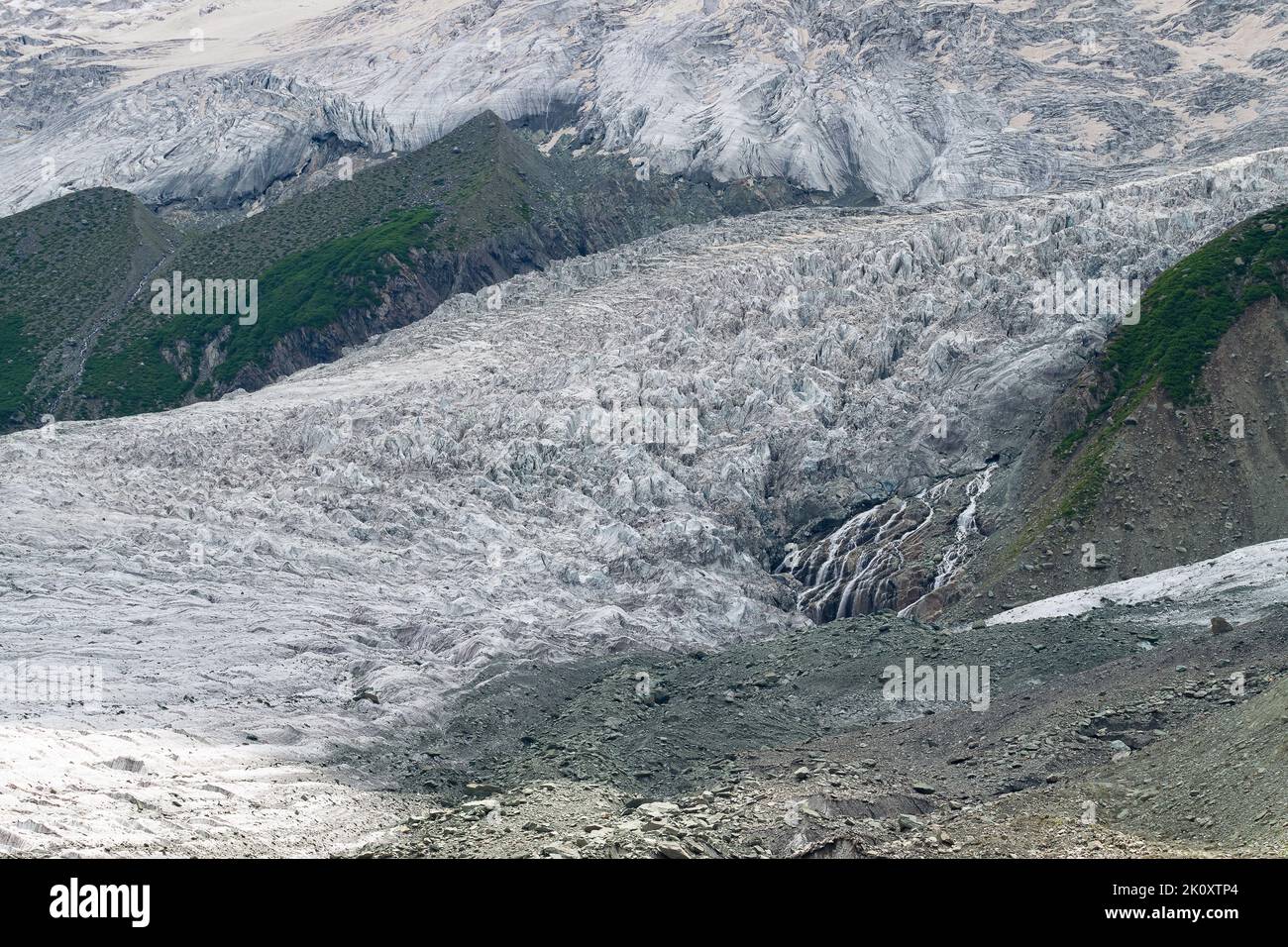 Rakaposhi karakoram mountains view hi-res stock photography and images ...