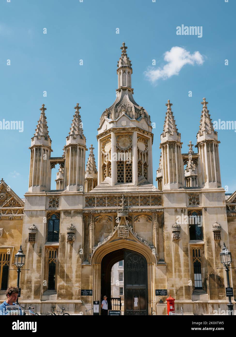The gated entrance to King's College on King's Parade in Cambridge ...