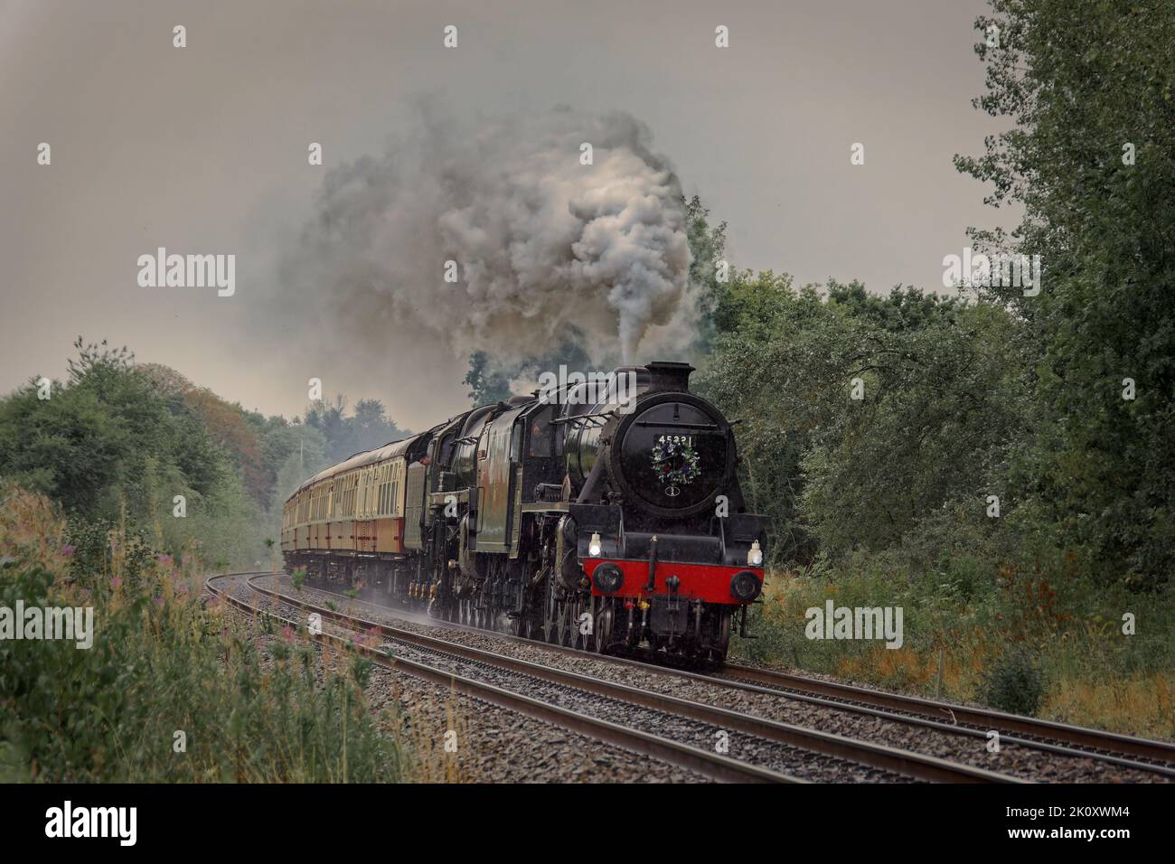 Bristol forty steam train Britainnia and Sherwood Forester September ...