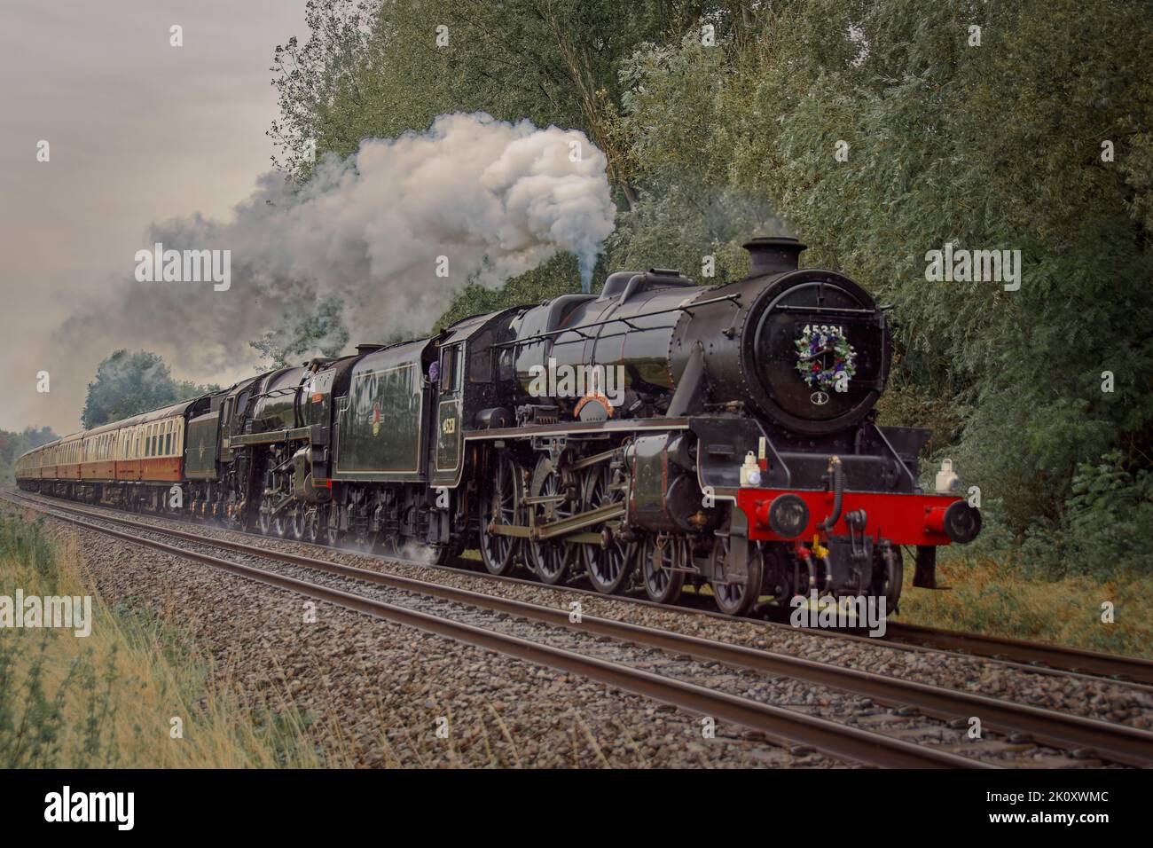 Bristol forty steam train Britainnia and Sherwood Forester September ...