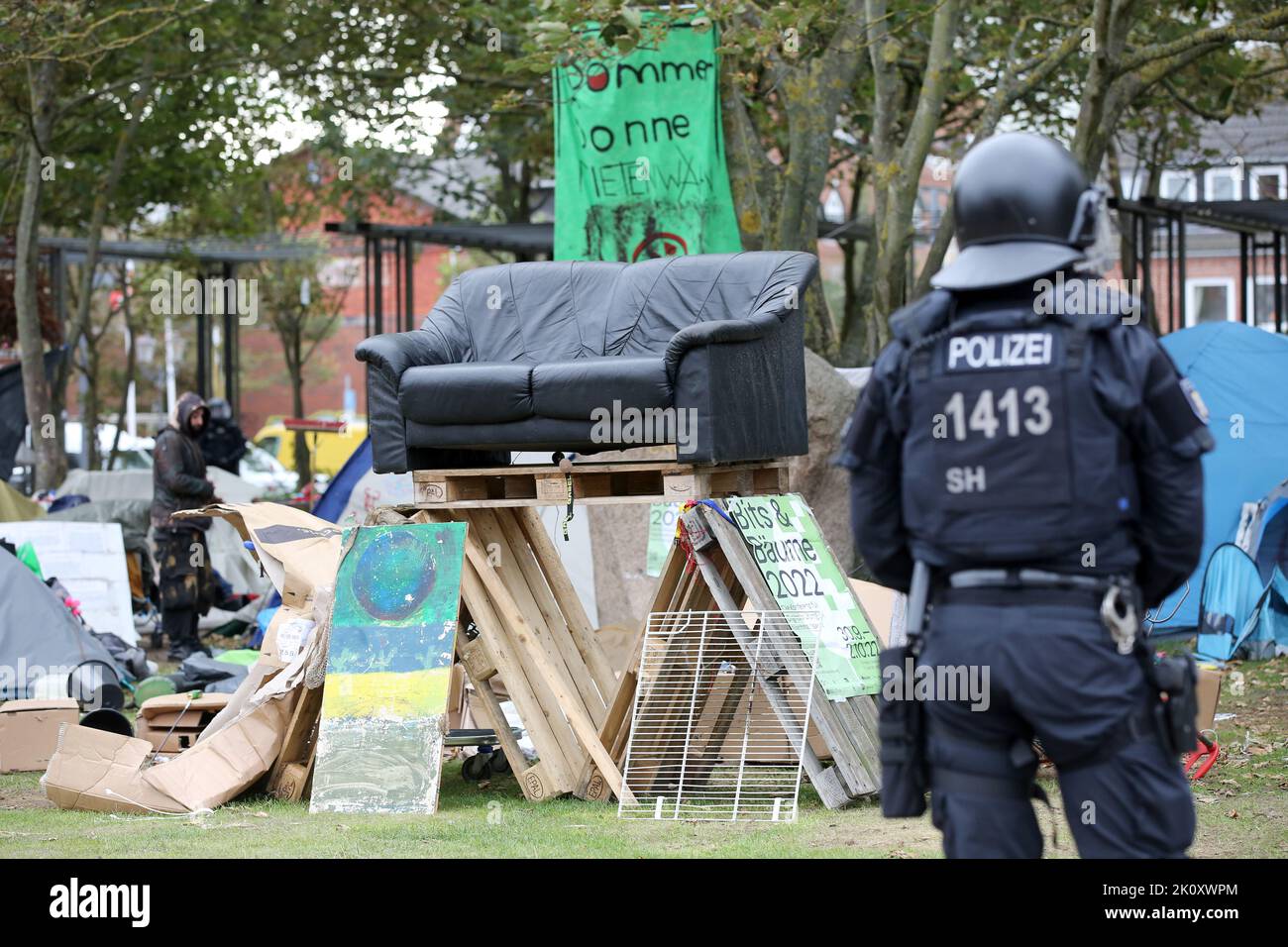 Punk protest hi-res stock photography and images - Alamy