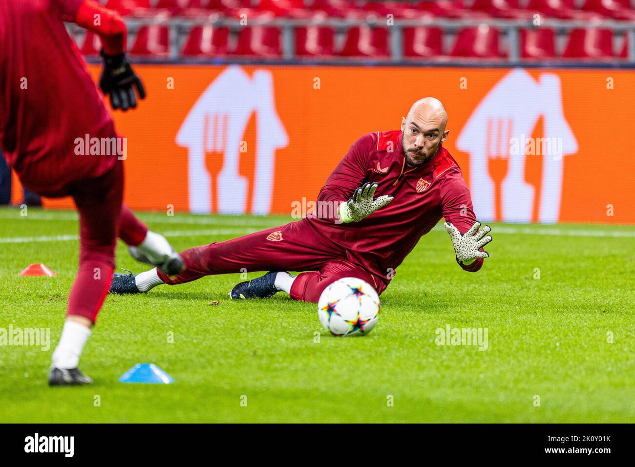 Copenhagen, Denmark. 13th Sep, 2022. Goalkeeper Marko Dmitrovic of ...