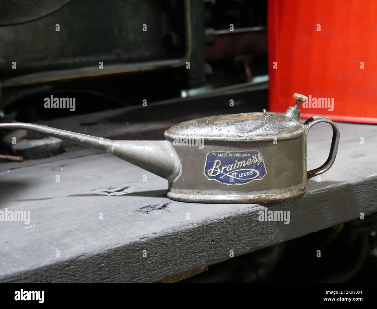 Old Oil Can Stock Photo - Alamy