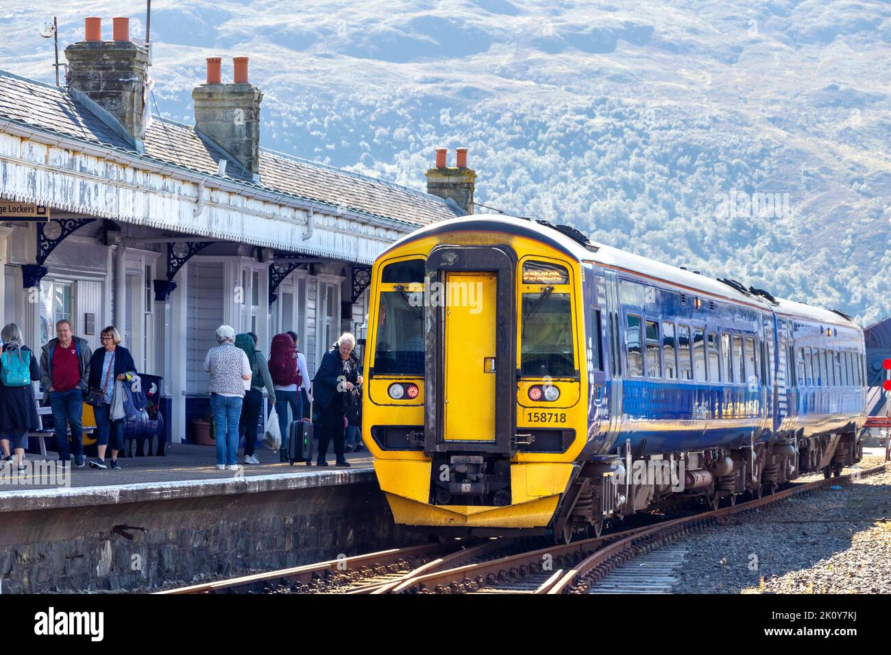 KYLE OF LOCHALSH KINTAIL SCOTLAND SUMMER THE RAILWAY STATION AND ...