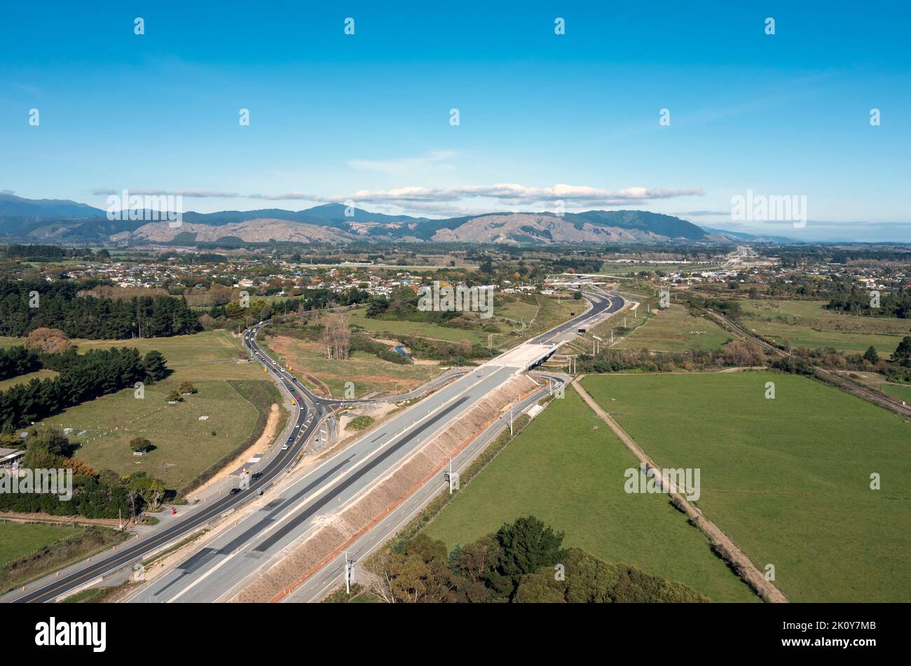 aerial shot of progress on the new expressway at Otaki looking south ...