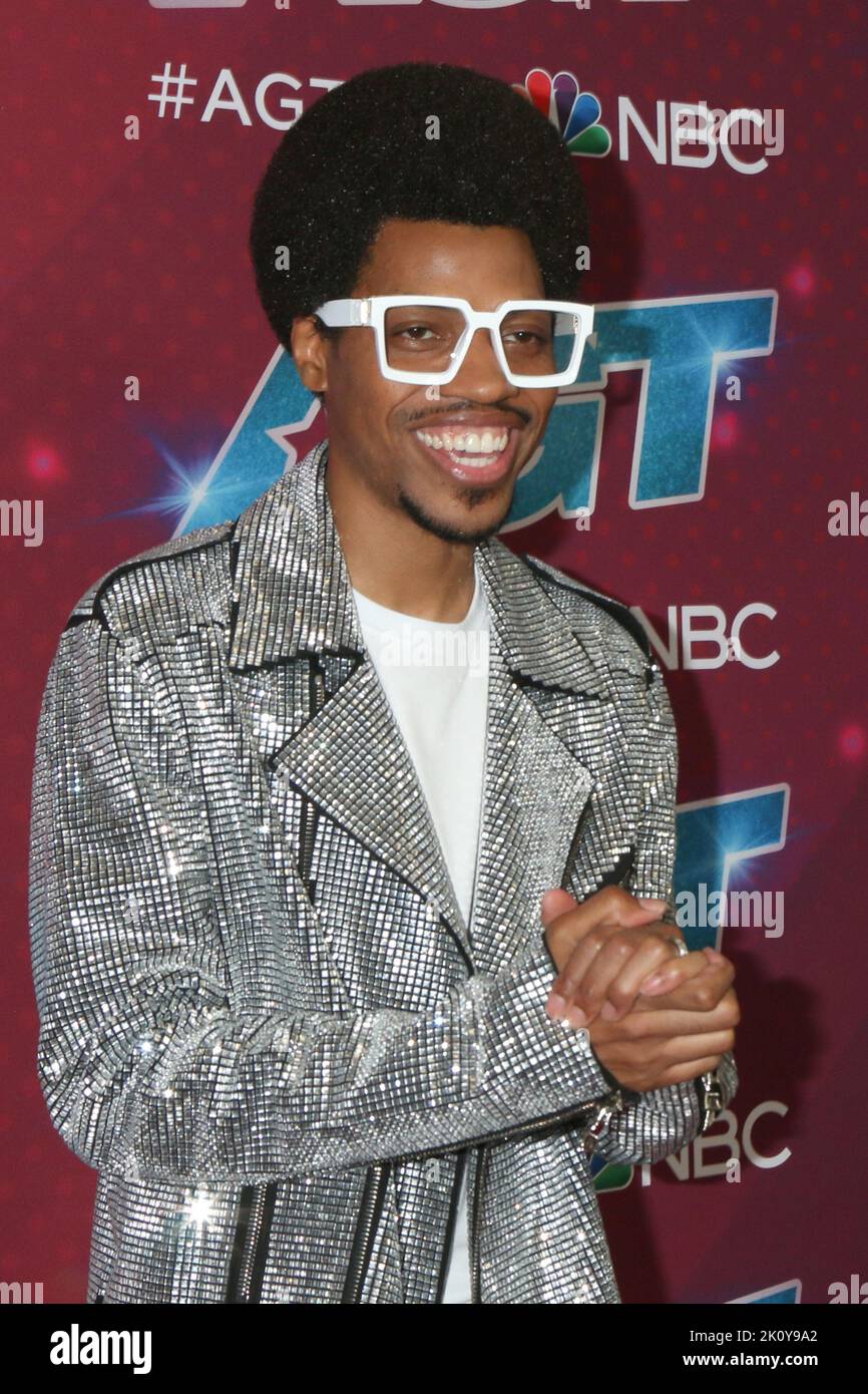 Mike E. Winfield at the America's Got Talent Season 17 - Live Show ...