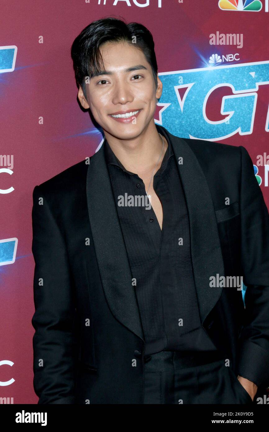 Yu Ho-Jin at the America's Got Talent Season 17 - Live Show Finale Red ...