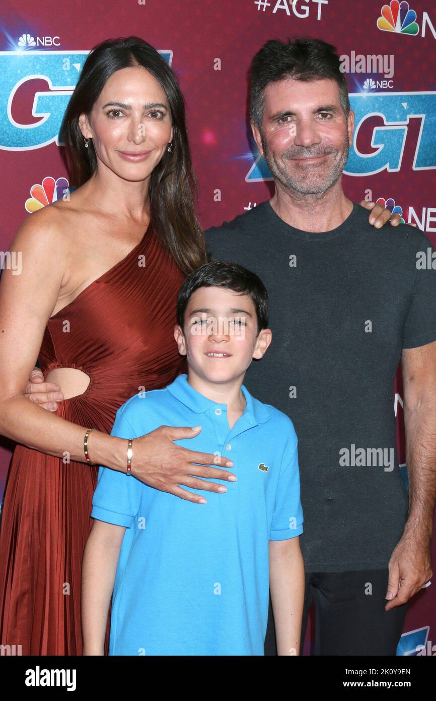 Lauren Silverman, Eric Cowell, Simon Cowell at the America's Got Talent Season 17 - Live Show ...