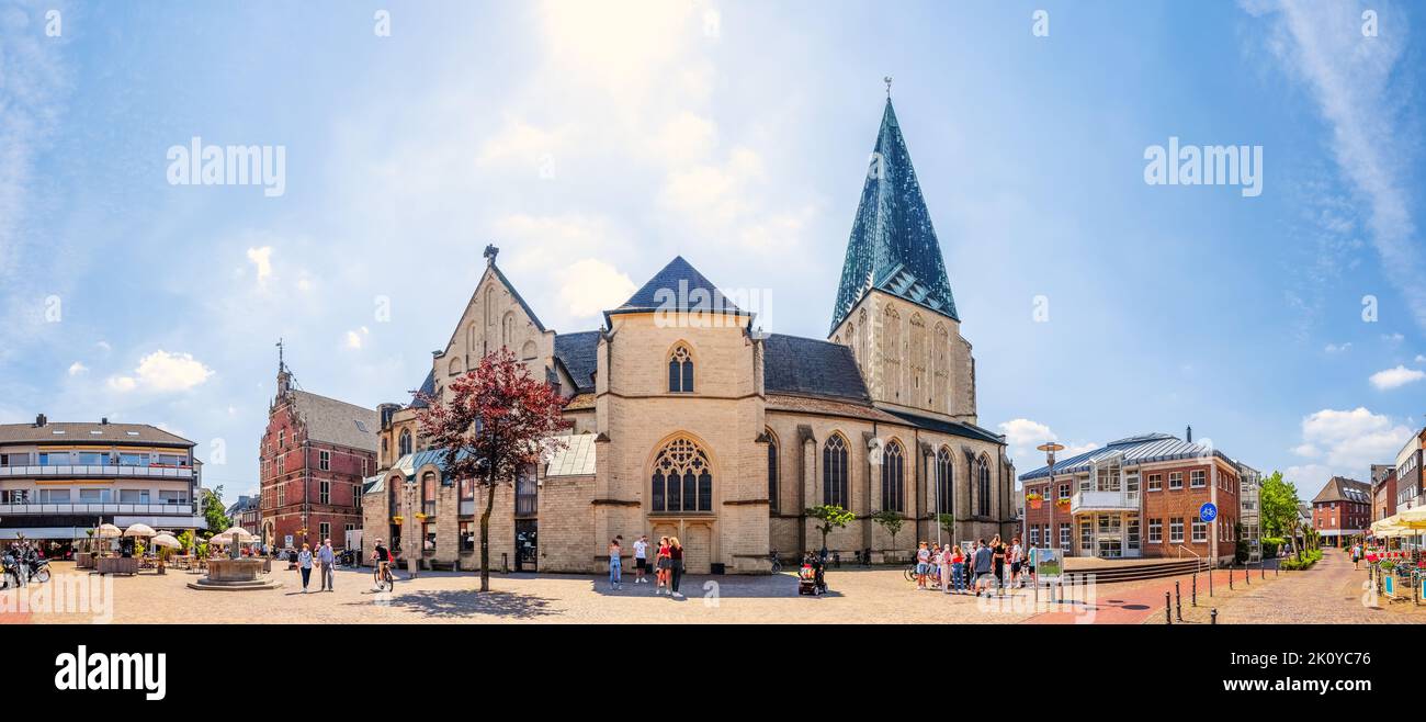 Historical town hall bocholt hi-res stock photography and images - Alamy