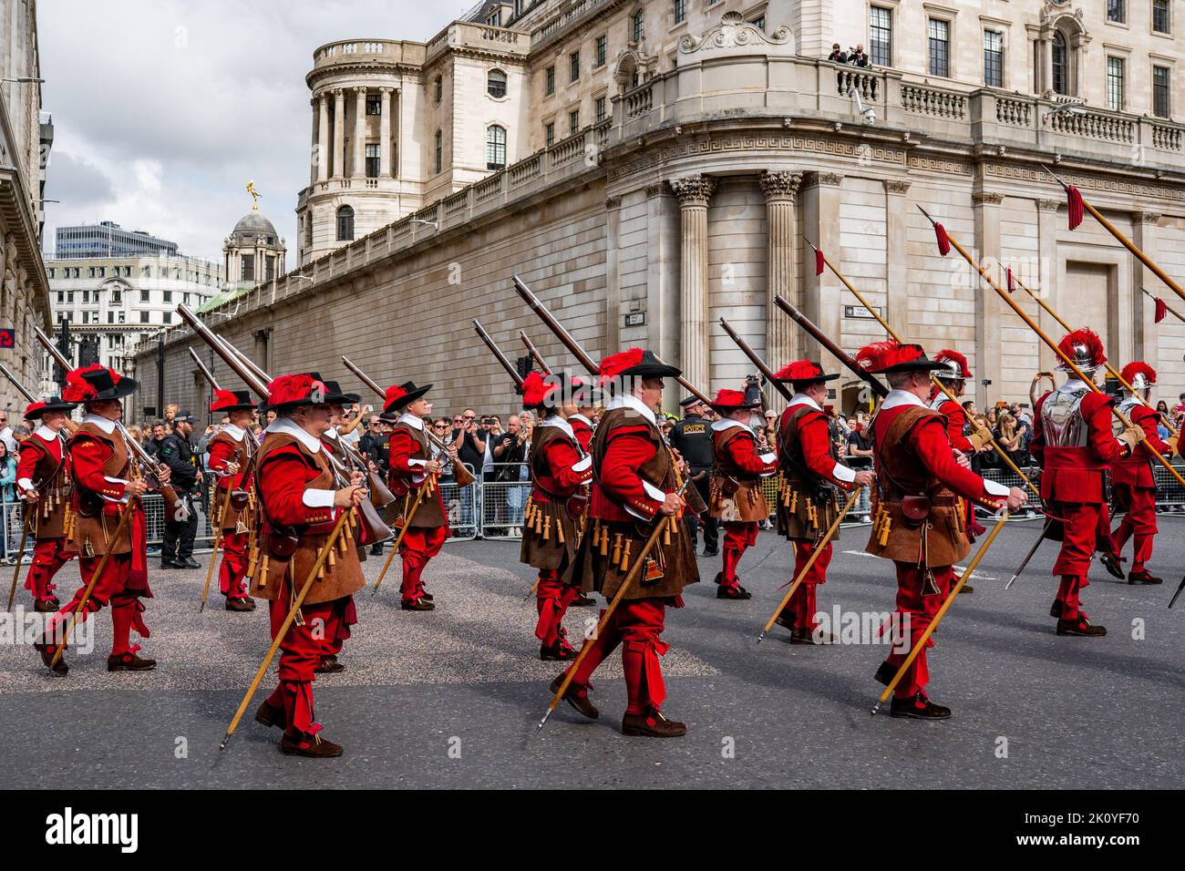 Royal soldiers parade to the Royal Exchange for the Proclamation of ...