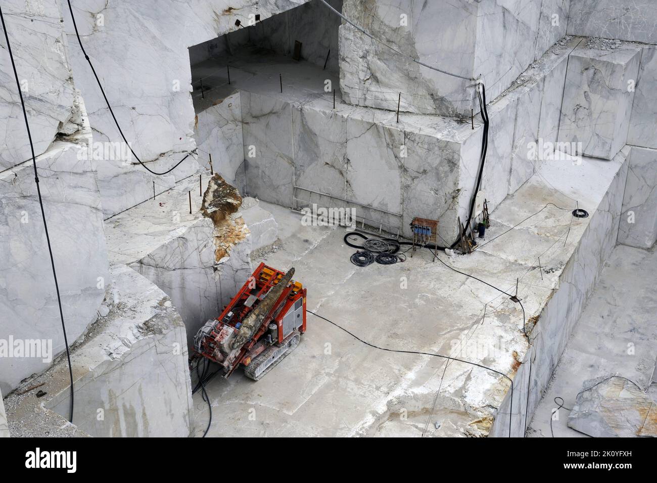 Carrara(Tuscany, Italy), marble quarries Stock Photo - Alamy