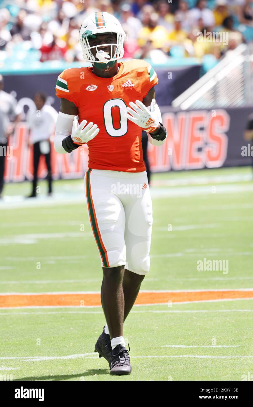 Miami Hurricanes safety James Williams (0) prepares on defense at Hard ...